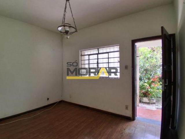 CASA 3 QUARTOS sem suite no bairro Nova Floresta, em Belo Horizonte / MG