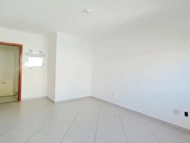 Casa 3 quartos sendo 1 suíte FL14