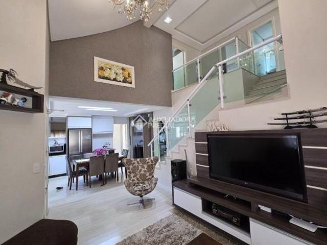 Casa 3 quartos sendo 1 suíte com 230m² no Bairro São Luiz