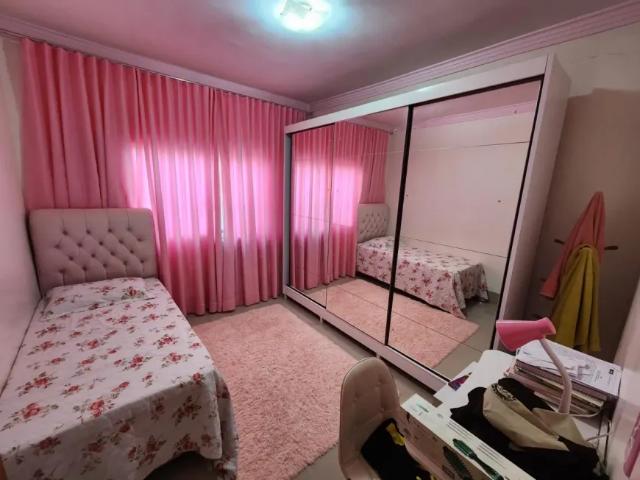 Casa 3 Quartos sendo 1 suíte em Vila Oliveira Aparecida de Goiânia