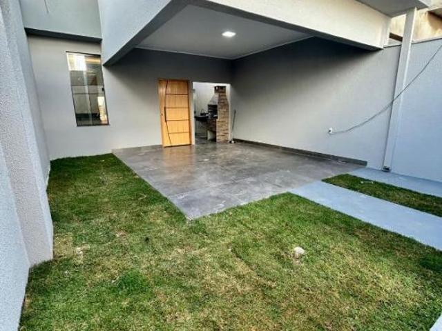 Casa 3 Quartos, sendo 1 suíte localizado no bairro Rio Jordão Próxima a região Central