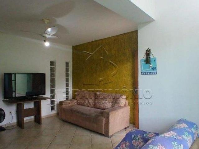 CASA 3 QUARTOS SENDO 1 SUITE VILA DOMINGUINHO