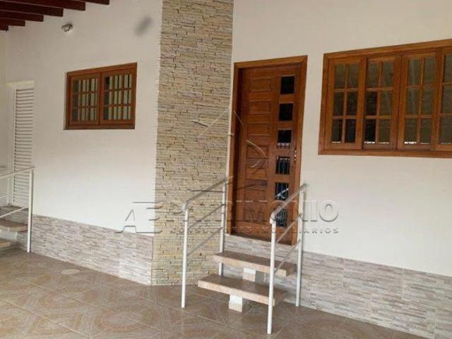 CASA 3 QUARTOS SENDO 1 SUITE WANEL VILLE V