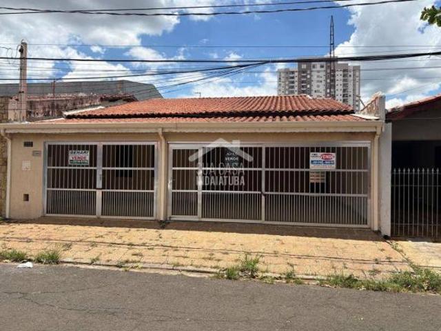 Casa 3 quartos, sendo 2 suítes e edícula no Jardim América