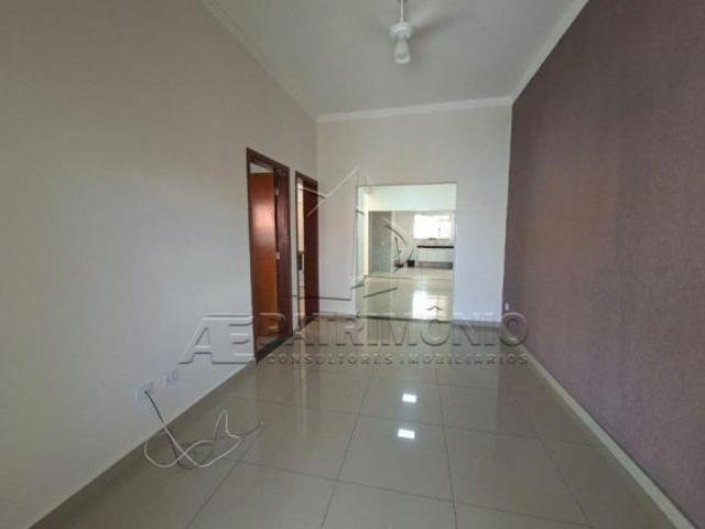 CASA 3 QUARTOS SENDO 2 SUÍTES JARDIM SANTA ROSÁLIA