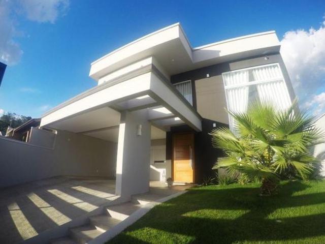 casa 3 quartos sendo um suíte master á venda em Sapucaia do Sul