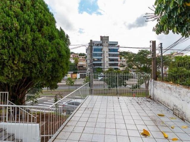 Casa 3 quartosà venda em Medianeira, Porto Alegre