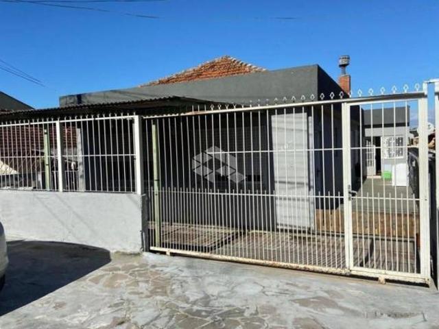 Casa 3d com suíte e 2 vagas