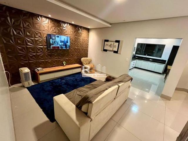 Casa 3q. prox dos Bombeiros, Aceita Financiamento, Armarios