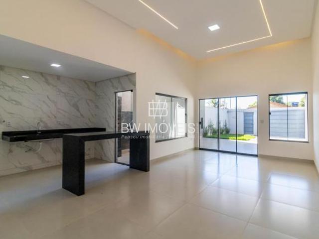 Casa, 3Q 1 suíte, NOVA, Alto padrão de acabamento, Área gourmet, Próx a fábrica da Coca Cola, Trinda