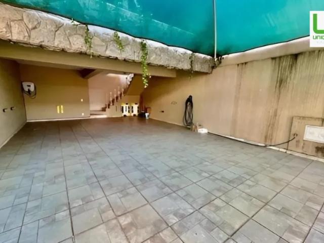 Casa 3qts com suíte Castelo