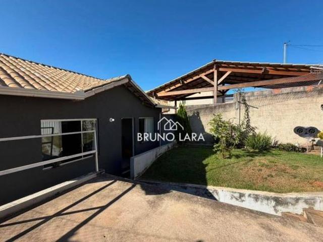 Casa para venda em Centro, São Joaquim de Bicas
