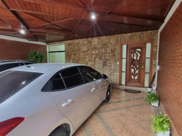Casa 448m² no City América disponível para venda/locação!