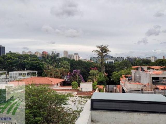 Casa 460m² com rooftop e piscina – Jardim Paulista