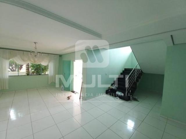 Casa para venda em Jardim Karaíba, Uberlândia