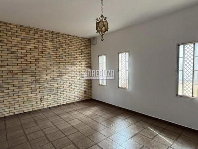 Casa para venda em Jardim São Bento, Uberaba