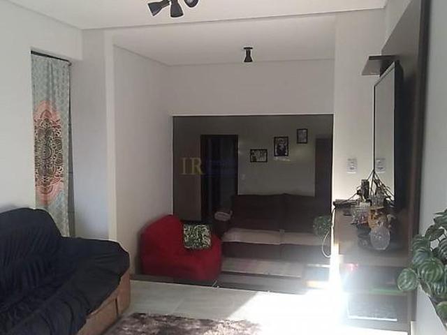 CASA 400M2 COM ACABAMENTO MODERNO