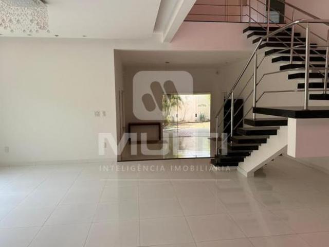 Casa para venda em Jardim Karaíba, Uberlândia