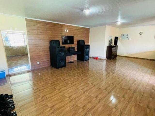 CASA 41 SETOR LESTE GAMA PISCINA CHURRASQUEIRA