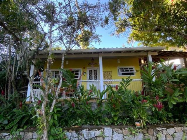 Casa + 4 chales em meio a natureza Ilhabela SP