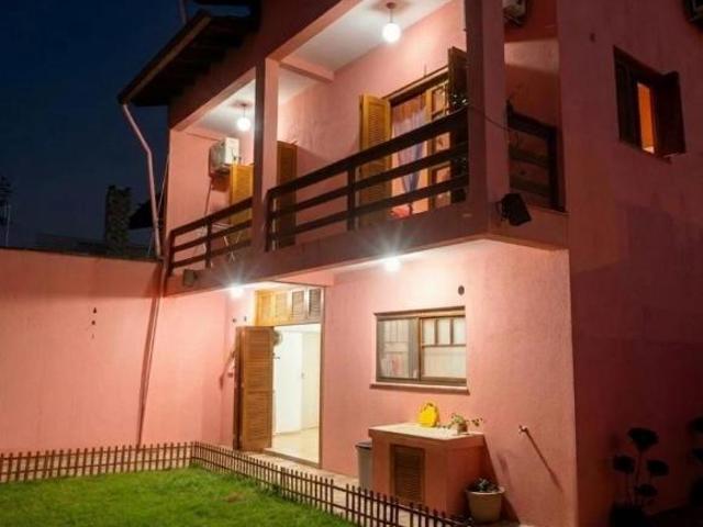 CASA 4 DORM BAIRRO ABERTA DOS MORROS