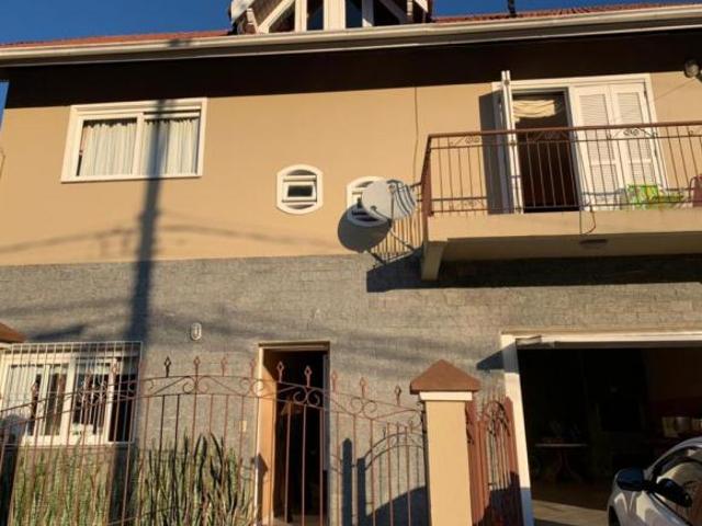Casa 4 Dorm Bairro Dutra