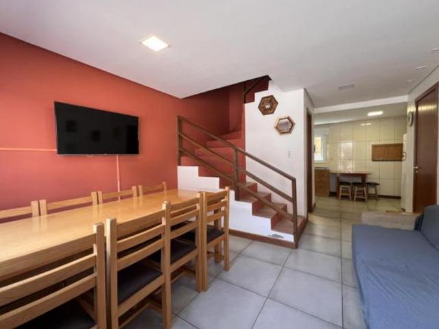 Casa 4 Dorm. Bairro Vila Maggi