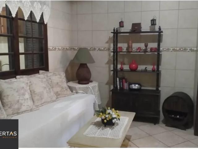 Casa 4 dormitórios à venda Cristal Porto Alegre/RS