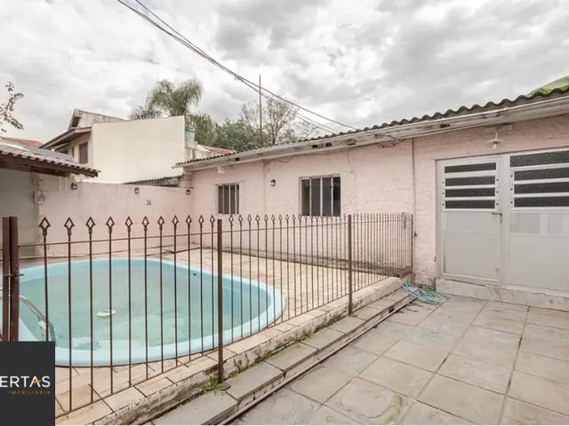 Casa 4 dormitórios à venda Passo da Areia Porto Alegre/RS