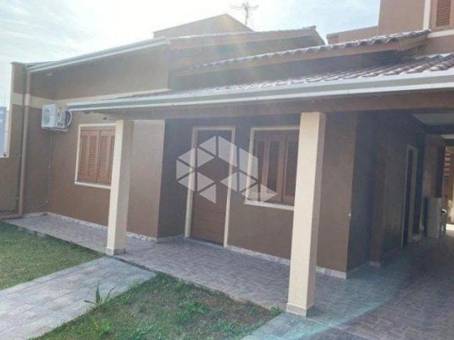 Casa 4 dormitórios, 3 banheiros, 3 vagas de garagem, churrasqueira. Bela Vista Sapucaia do Sul