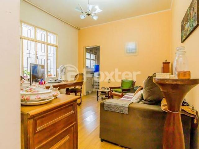 Casa, 4 dormitórios, 129 m², em Auxiliadora
