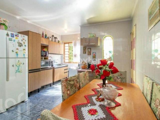 Casa, 4 dormitórios, 120 m², em Lomba do Pinheiro