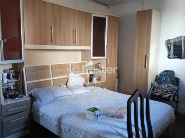 Casa, 4 dormitórios, 122 m², em Partenon