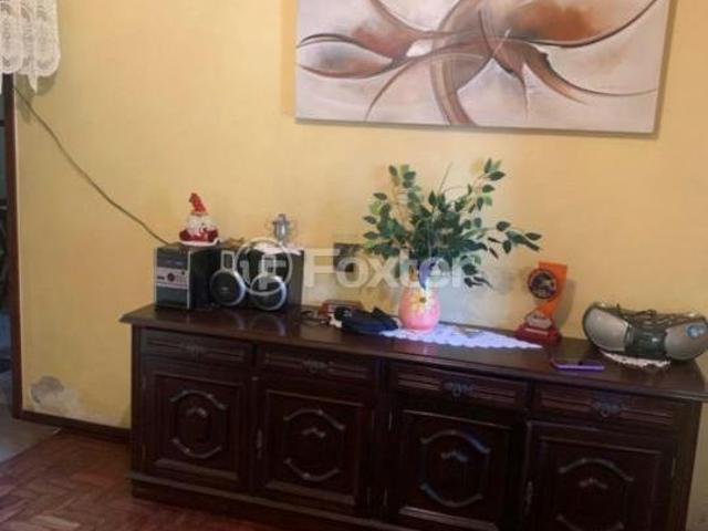 Casa, 4 dormitórios, 136 m², em Costa e Silva