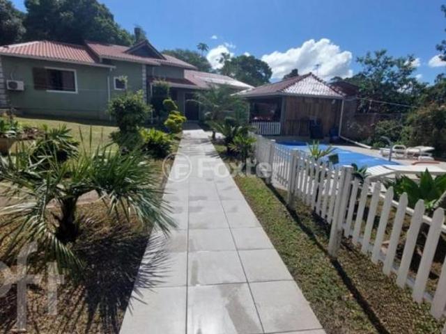 Casa, 4 dormitórios, 136 m², em Campo Novo