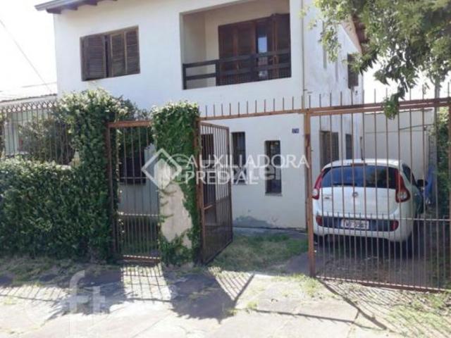 Casa, 4 dormitórios, 139 m², em Partenon