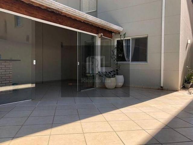 Casa 4 dormitórios 139m²