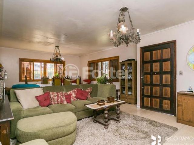 Casa, 4 dormitórios, 149 m², em Ipanema