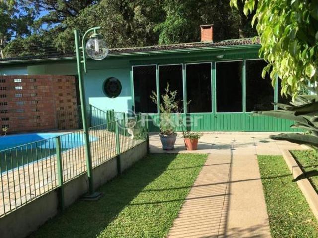 Casa, 4 dormitórios, 165.48 m², em Guarujá
