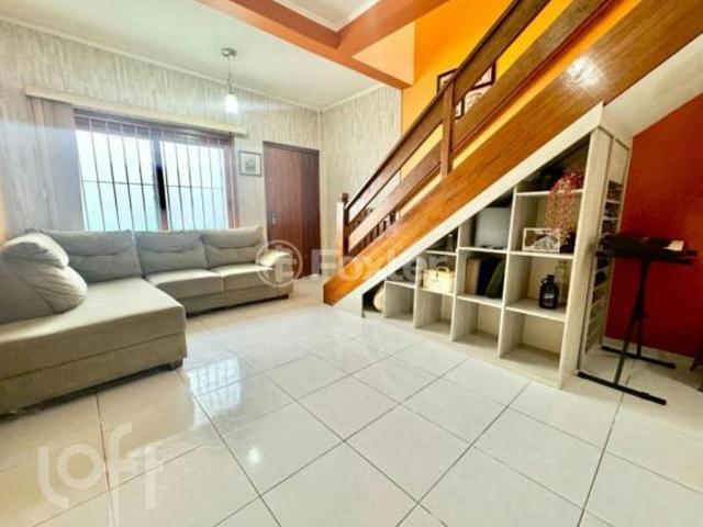 Casa, 4 dormitórios, 177 m², em Niterói