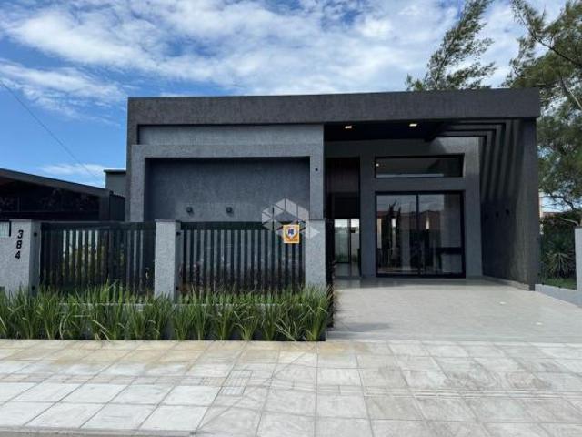 Casa 4 dormitórios, 171,00m² privativos, na Praia Noiva do Mar, a 80 metros do Mar