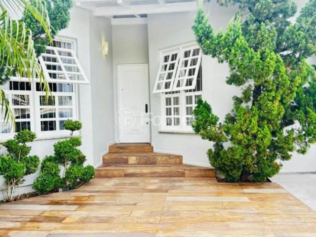 Casa, 4 dormitórios, 186.9 m², em Pinheiro