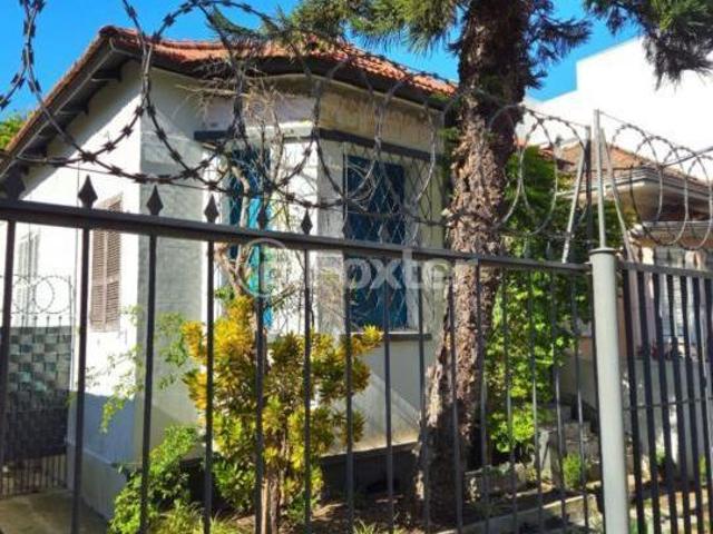 Casa, 4 dormitórios, 180 m², em Auxiliadora