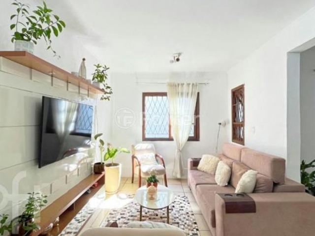Casa, 4 dormitórios, 180 m², em Partenon