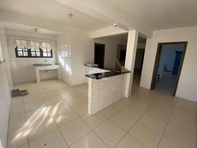 Casa 4 Dormitórios,1 Suíte e 2 Vagas de Garagem