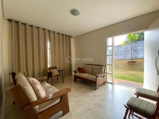 Casa 4 dormitórios