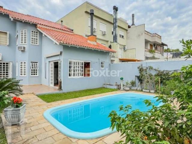 Casa, 4 dormitórios, 207.36 m², em Morro Santana
