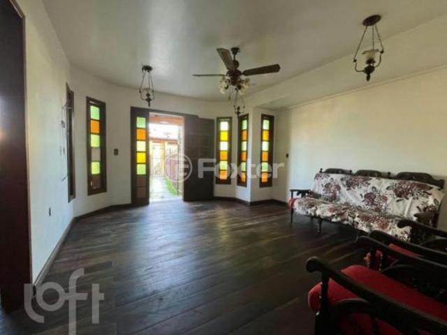 Casa, 4 dormitórios, 200 m², em Cavalhada