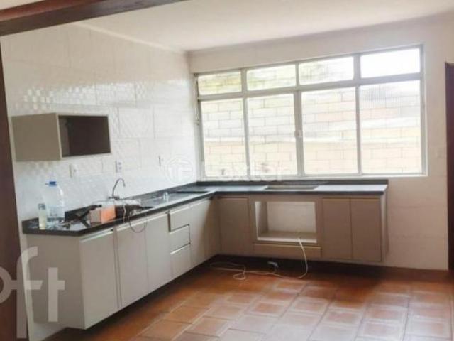 Casa, 4 dormitórios, 200 m², em Bom Princípio