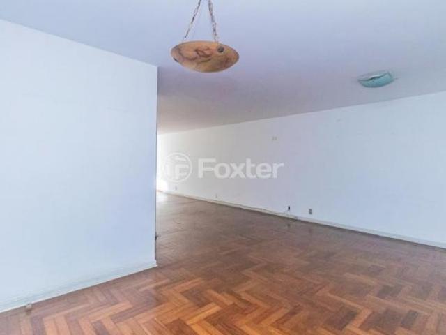 Casa, 4 dormitórios, 200 m², em Vila Cordeiro